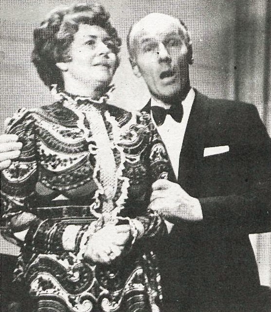 Sigurveig Hjaltested (1923-2009) | Glatkistan