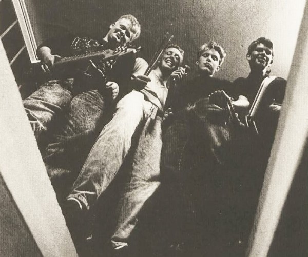 Múzzólíní (1987-88) | Glatkistan